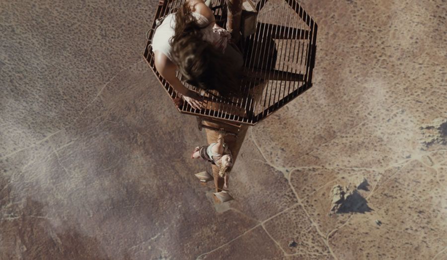 Reseña Vértigo (Fall) de Scott Mann - Que un drone nos salve